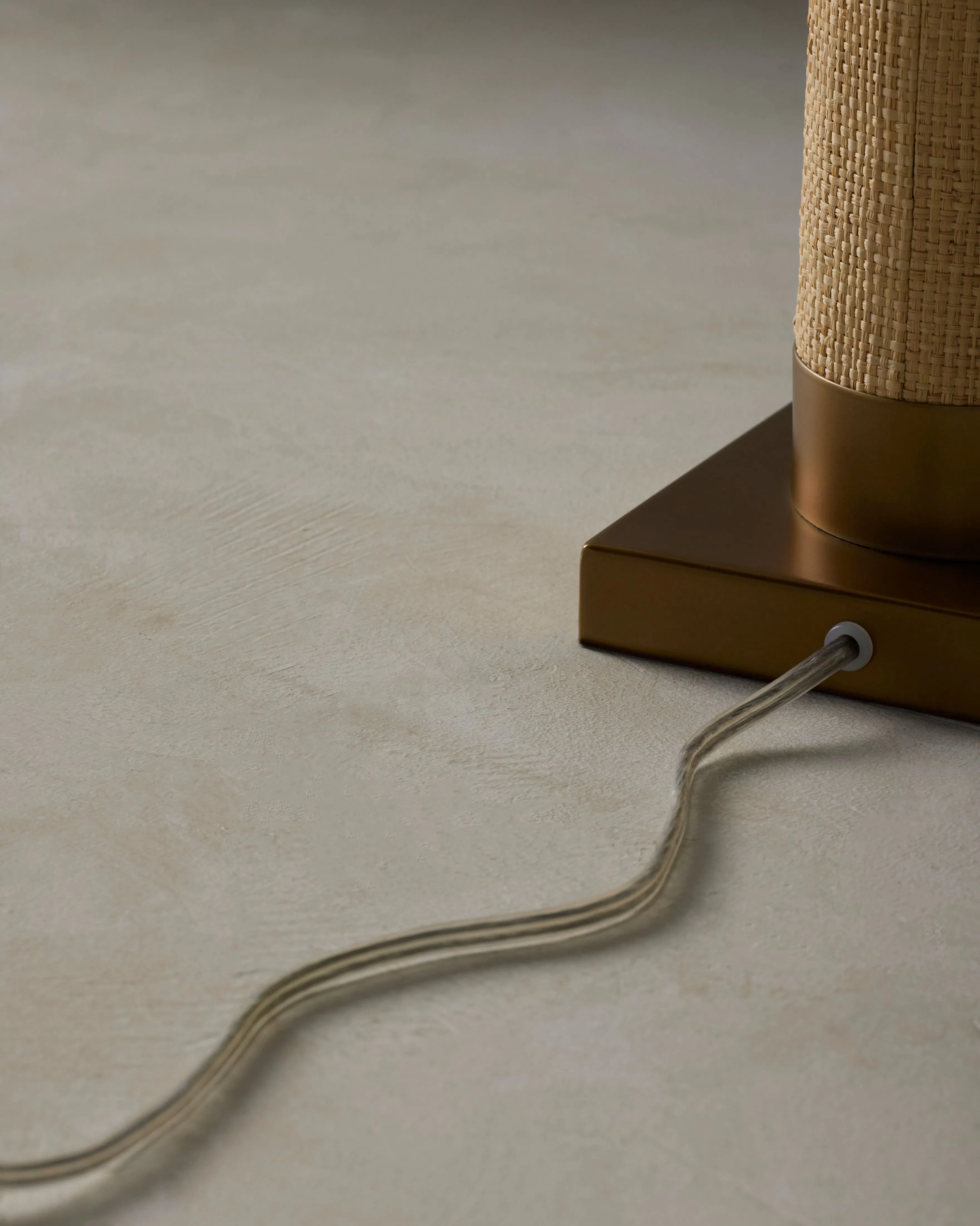 Iyla Raffia Table Lamp | Joon Loloi
