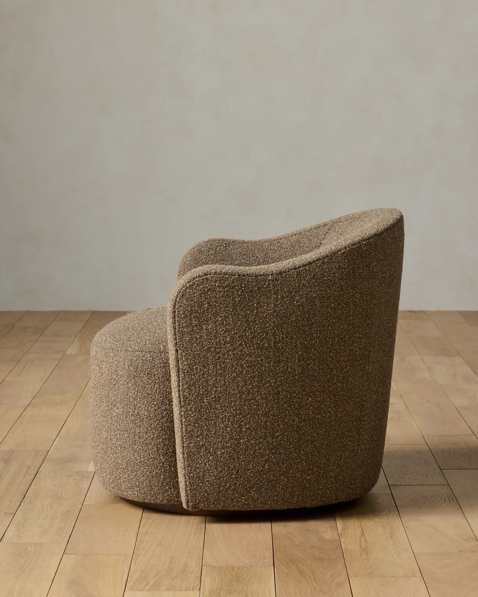 Bailey Swivel Chair | Joon Loloi