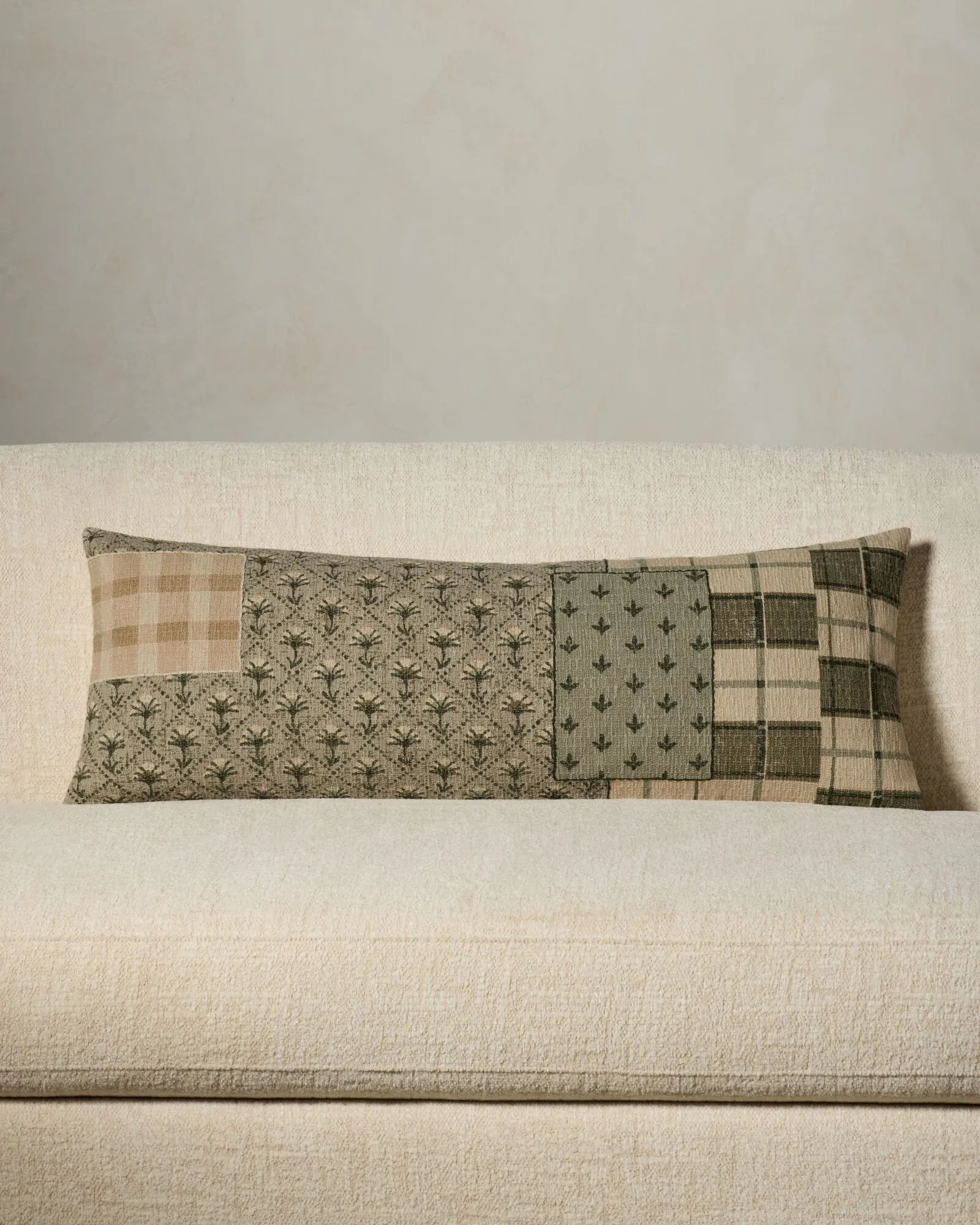 Courtney Pillow | Joon Loloi