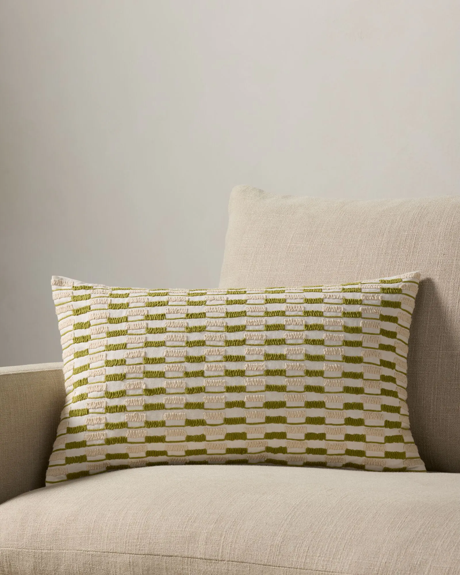 Frieda Pillow | Joon Loloi