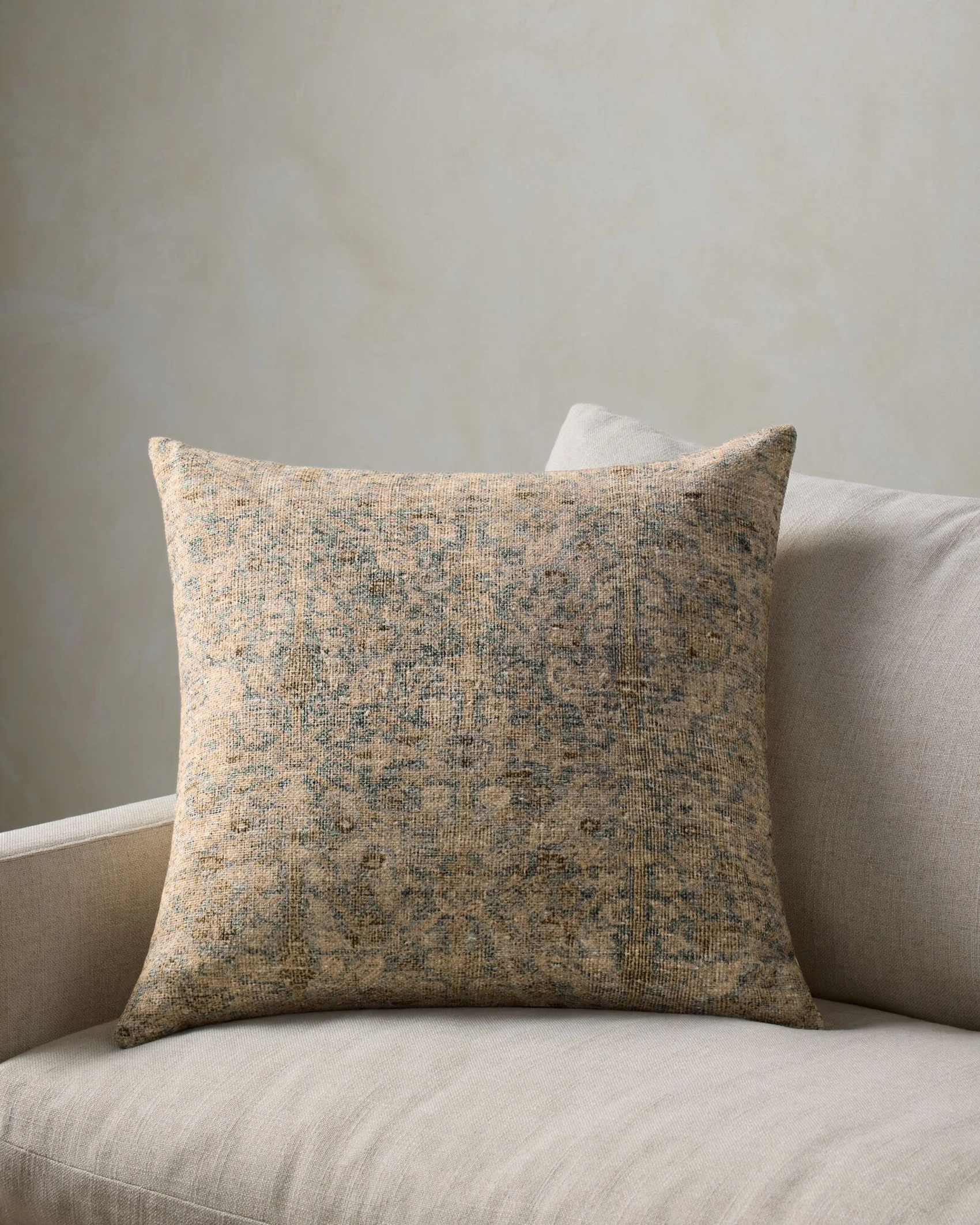 Jemsa Pillow | Joon Loloi