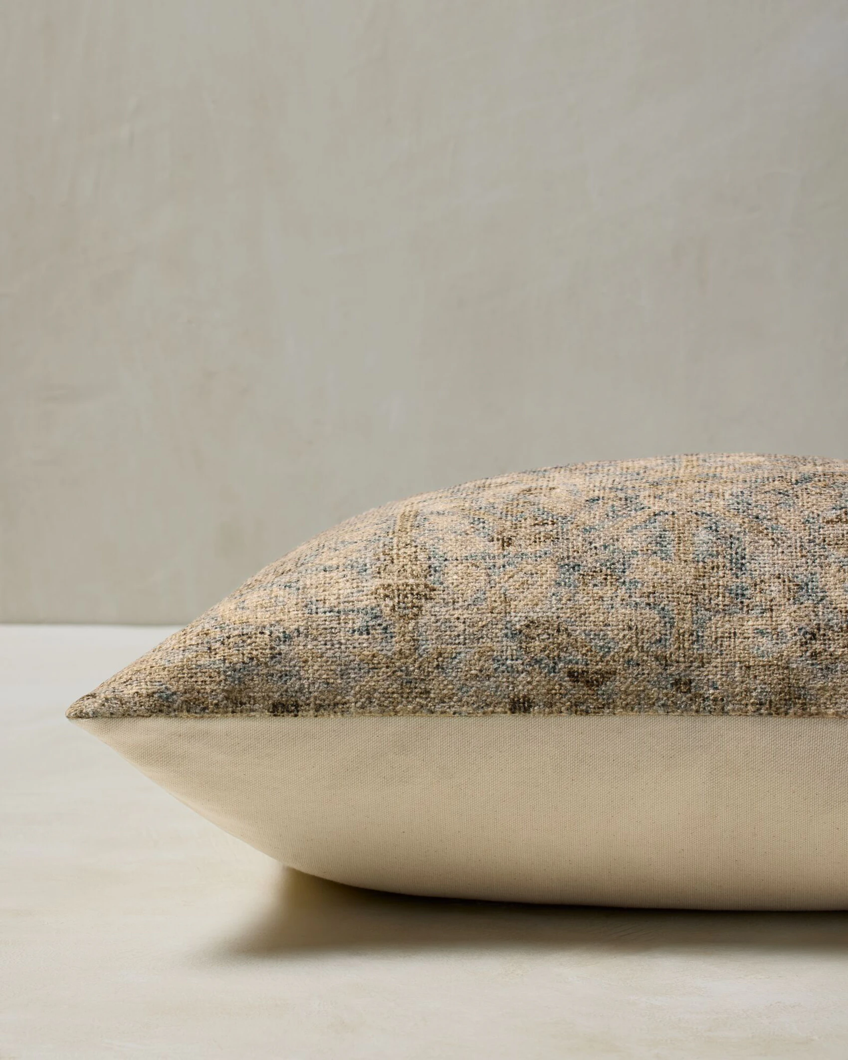 Jemsa Pillow | Joon Loloi