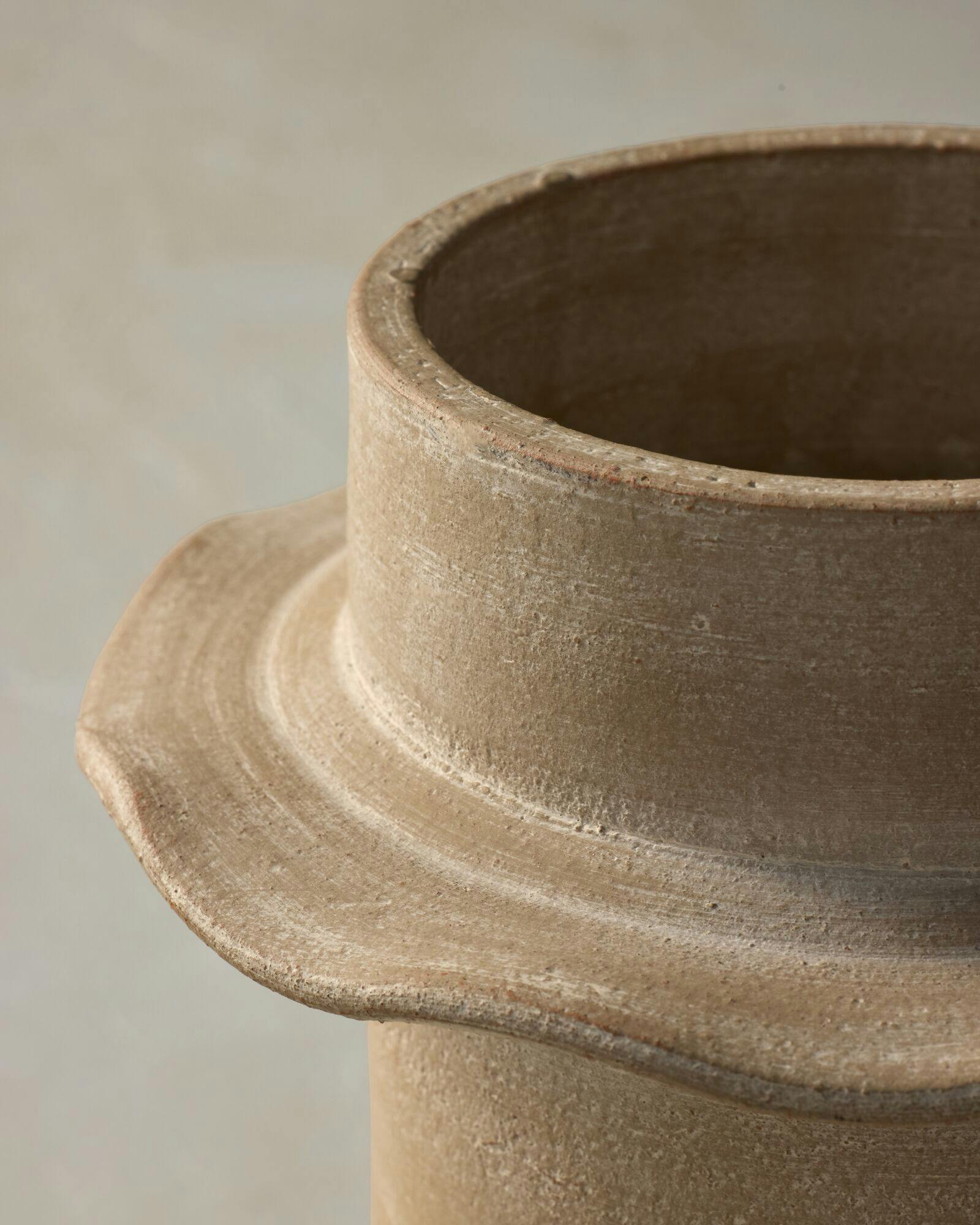Santos Clay Vase | Joon Loloi
