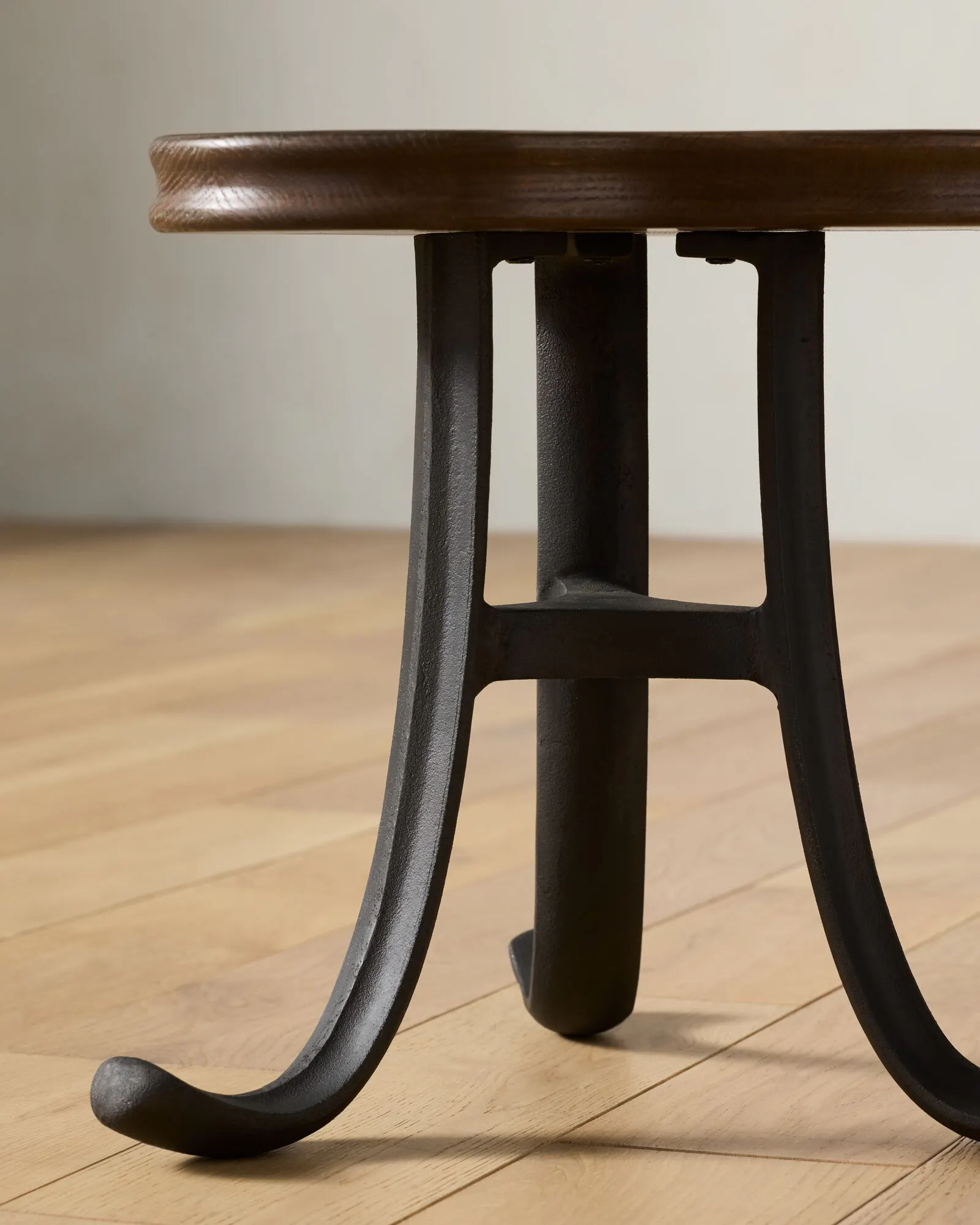Shen Side Table | Joon Loloi