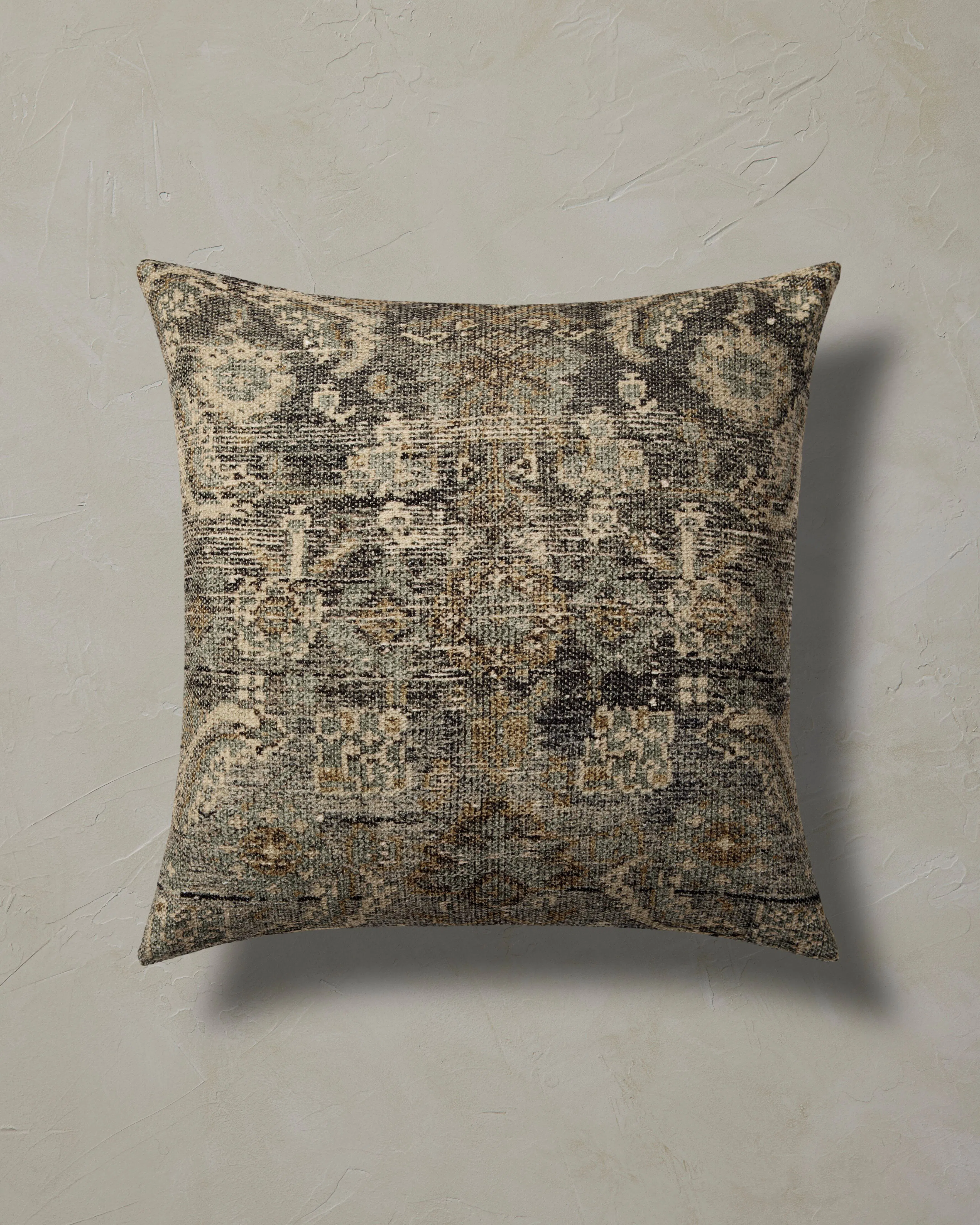 Jiya Pillow | Joon Loloi